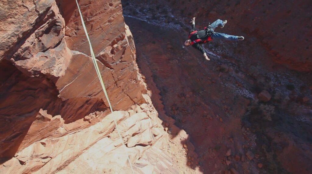 Slacklining pioneer Andrew “Sketchy Andy” Lewis dies in BASE jumping ...